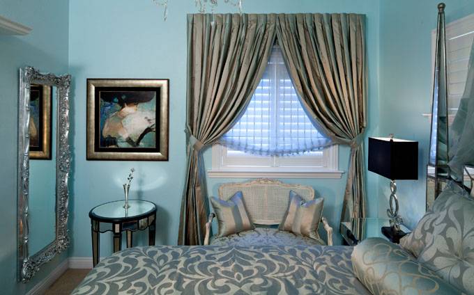 Wolff Residence - Pre-Teen Girl Bedroom - Window & Settee Parlor Area ...
