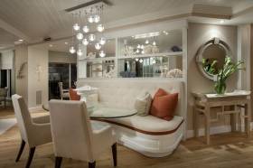 Wendy Berry Discusses Summer Trends and Decorating a Cramped Space