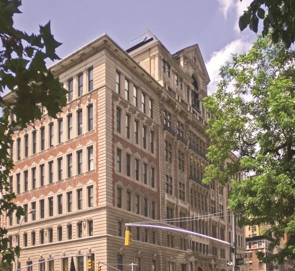 Rutherford Place at Stuyvesant Square Triplex Sells for Nearly $3 Million