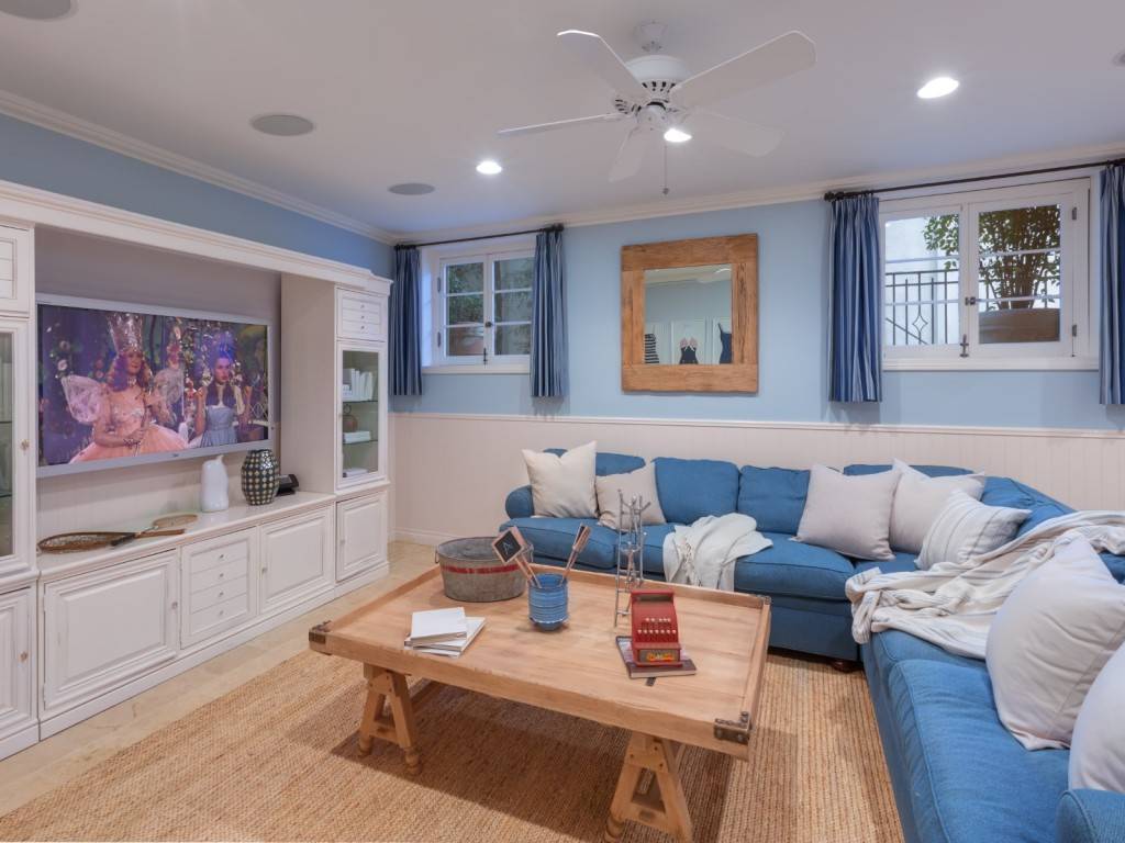 1926 Spanish Colonial Compound 5 - Haute Residence by Haute Living