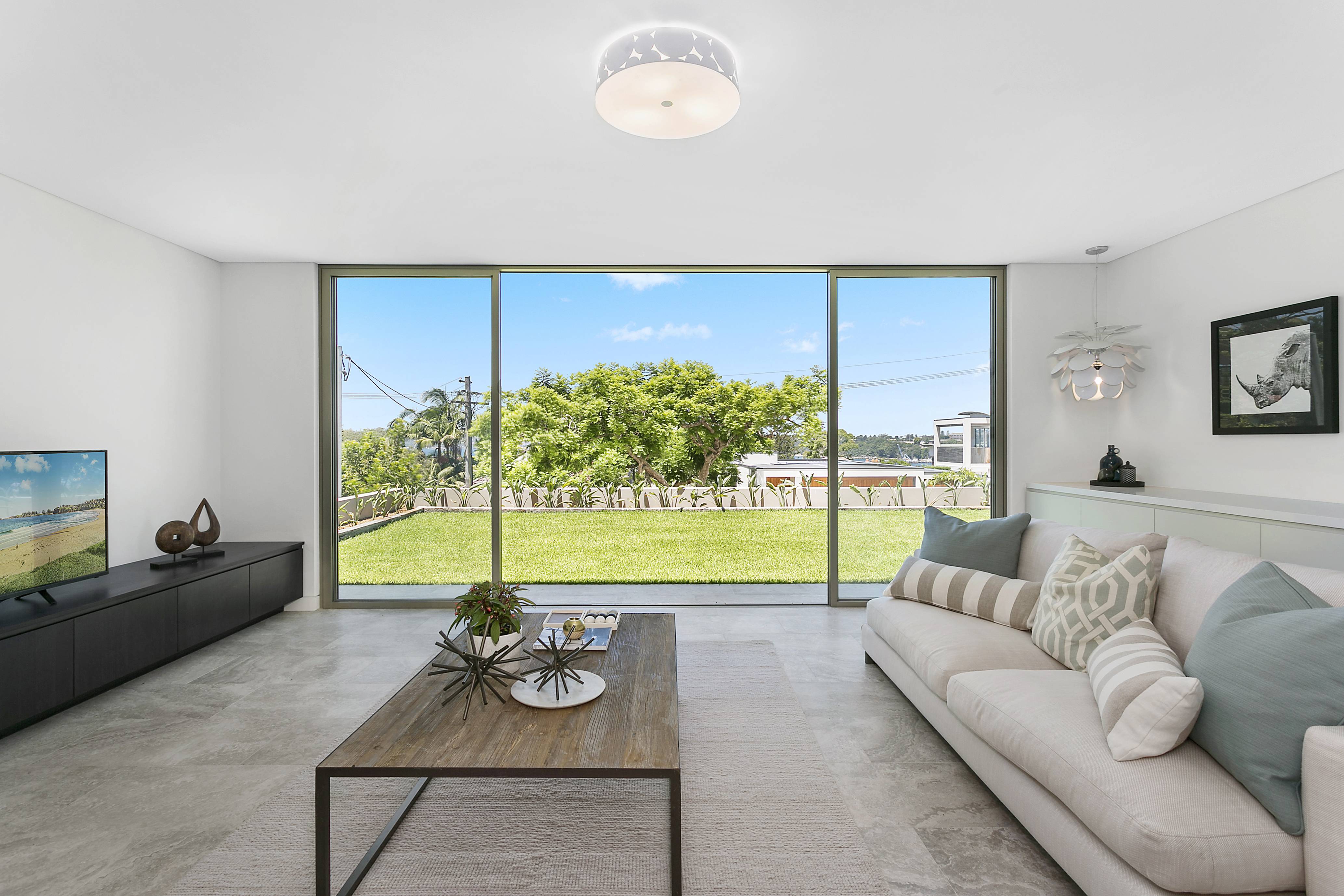 Original23314724 - Haute Residence by Haute Living