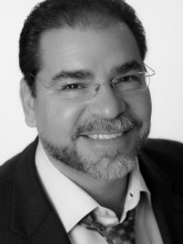 Henry Tamayo's 10 Curb Appeal Makeover Tips To Increase Your Home's Value