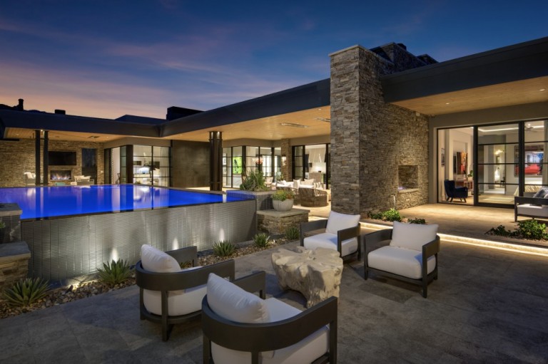 Modern Arizona Estate - Haute Residence by Haute Living