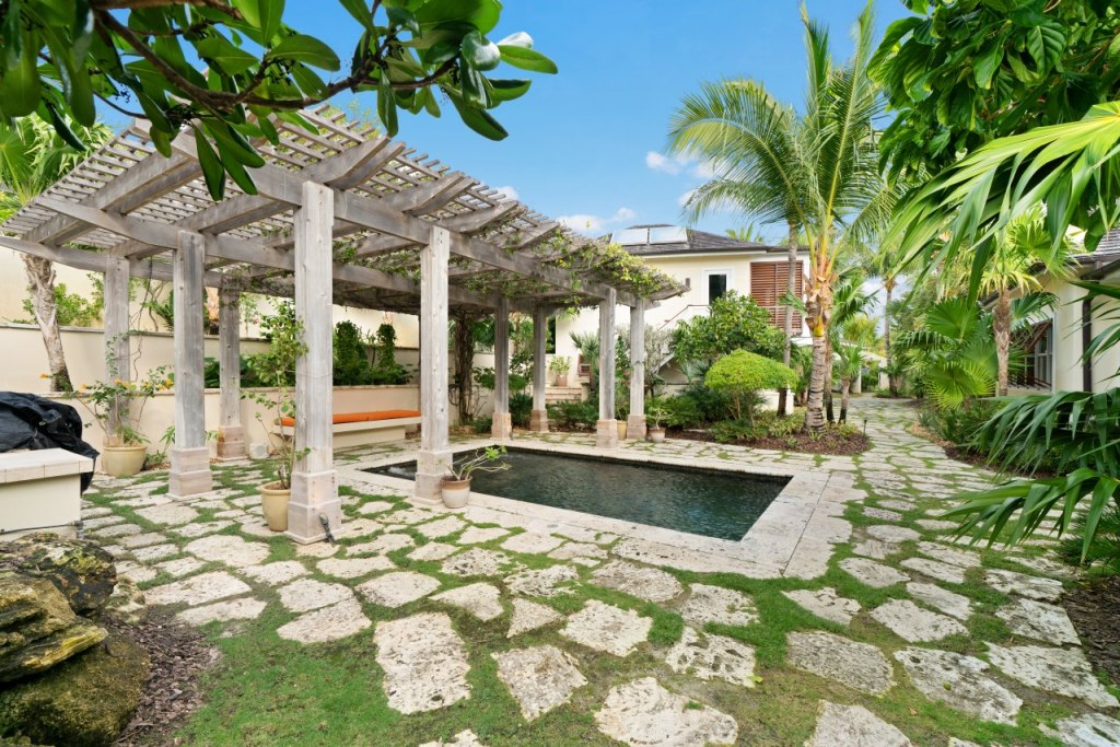 Spectacular Reef Point Estate - Haute Residence by Haute Living