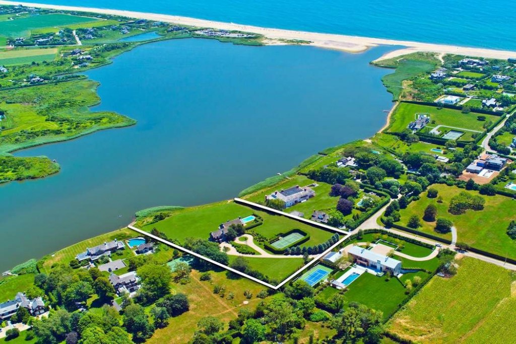 The Hamptons Is Heating Up With These Jaw-Dropping Summer Getaway Homes