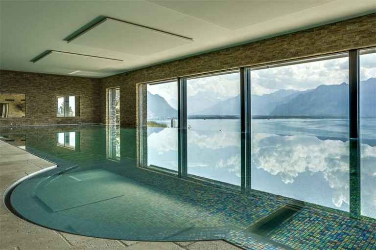 Wild Residential Views That Command Your Attention