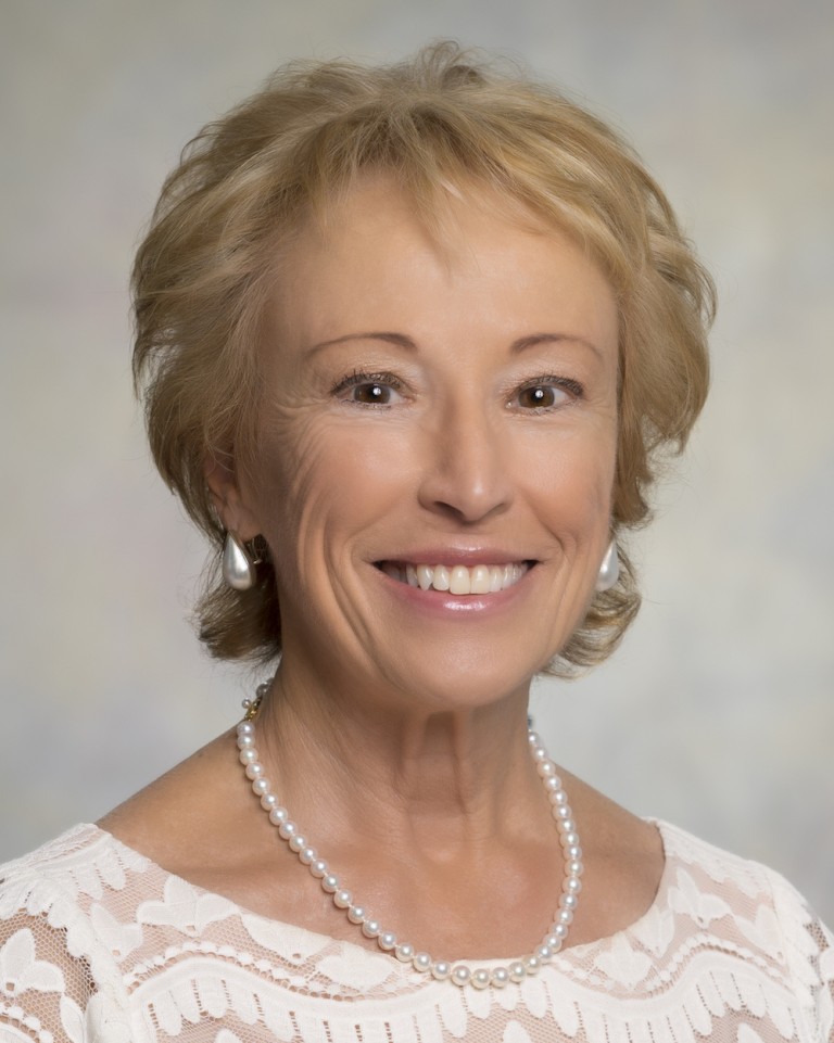 Barbara Bardach Presents A Spectacular Santa Barbara Style Home In Oro ...