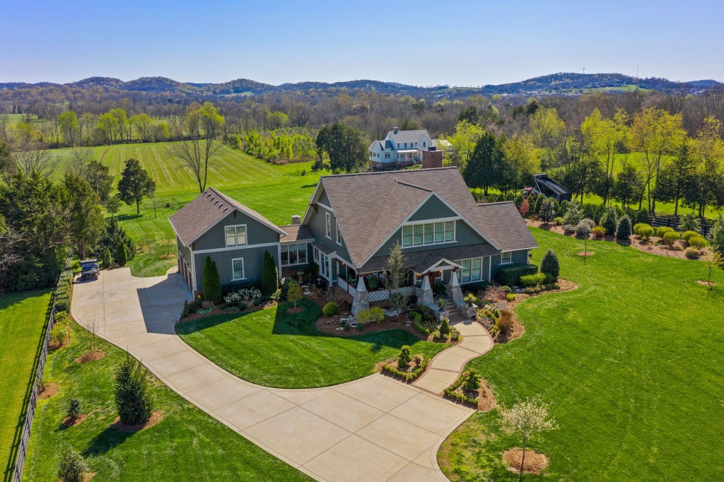 Lisa Culp Taylor Presents A Craftsman Home In Franklin