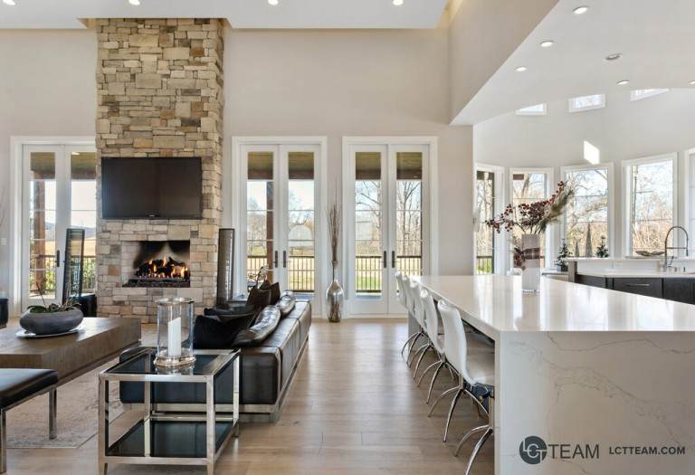 Lisa Culp Taylor Presents An Incredible Hilltop Estate In Brentwood ...