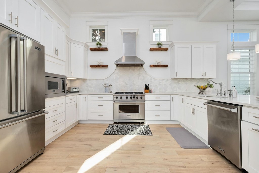 Corcoran Reverie Presents A Stunning Newly Constructed Residence In ...