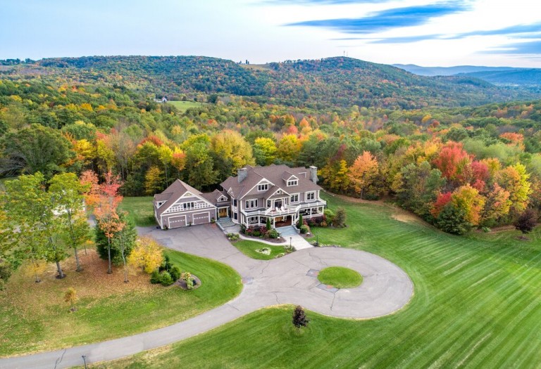 Michael DeRosa Presents An Exclusive Estate In Binghamton - Haute ...