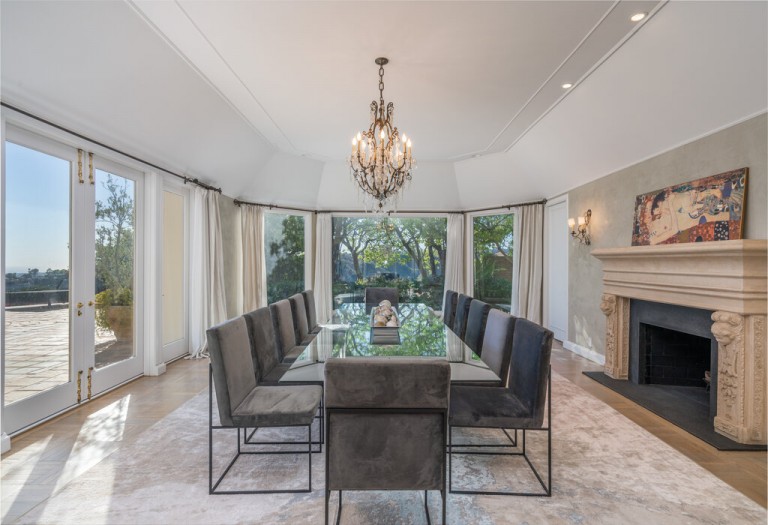 Joyce Rey Presents A Timeless Celebrity Beverly Hills Estate - Haute ...