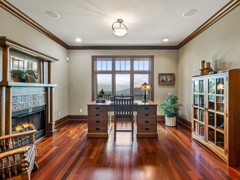 Laura Livaudais Presents An Incredible Blue Ridge Mountain View Estate ...