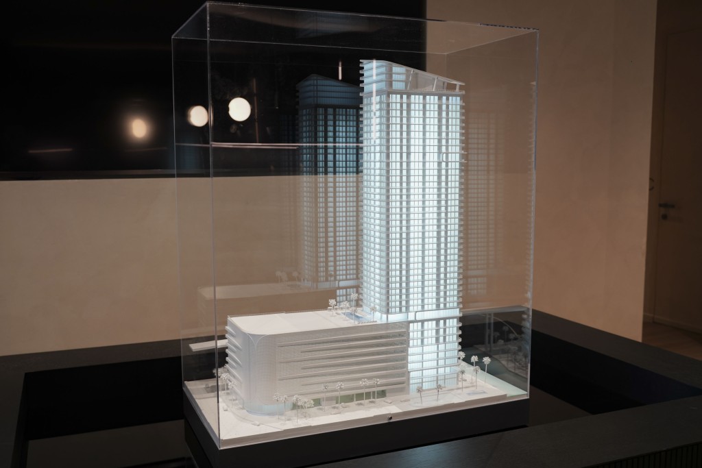 Dwayne Johnson Sells California Mansion with Fountains for $3M