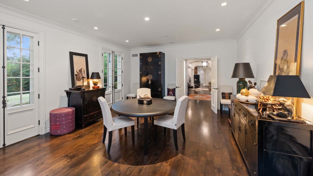 Joyce Rey Presents A Remarkable Updated Estate In Beverly Hills - Haute ...