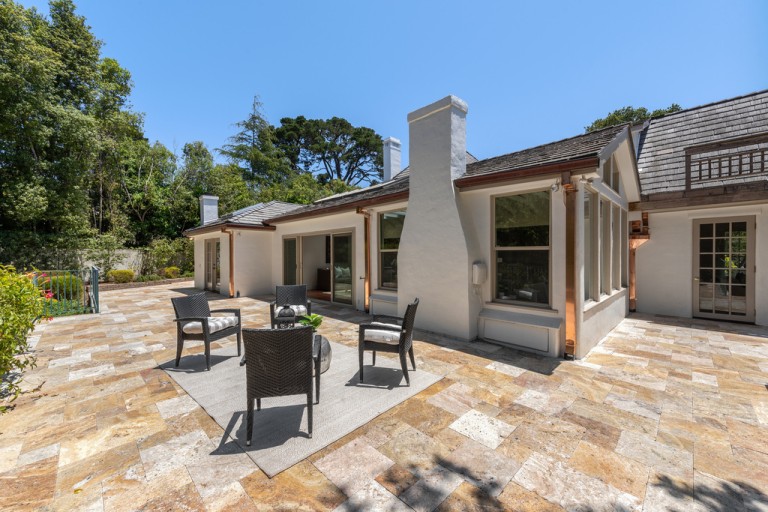 Dana Bambace And Mark Peterson Present An Impressive Estate In Carmel ...