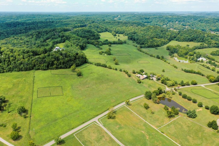 Lisa Culp Taylor Presents An Extraordinary, 150-Acre Middle Tennessee ...