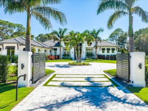 The Resop Team Presents A Luxurious Single-Story Home In Naples - Haute ...