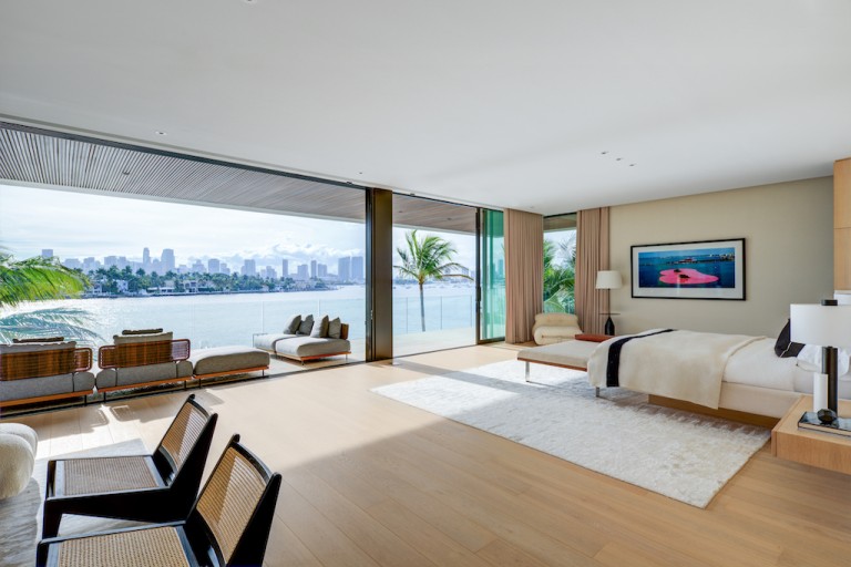 31-HIGH - Haute Residence by Haute Living