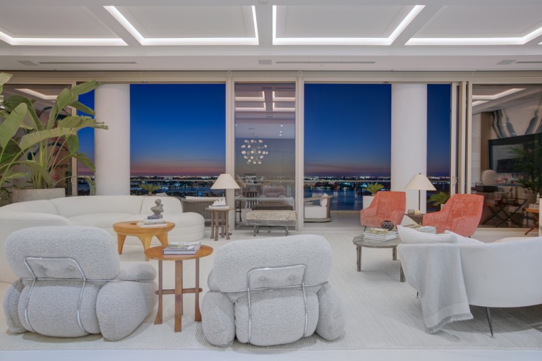World Renowned Contemporary Artist Jeff Koons Turns Miami Penthouses ...