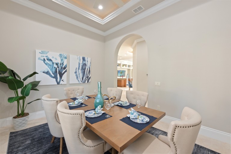 Michelle Thomas Presents A Breathtaking Golf Course View Estate In ...