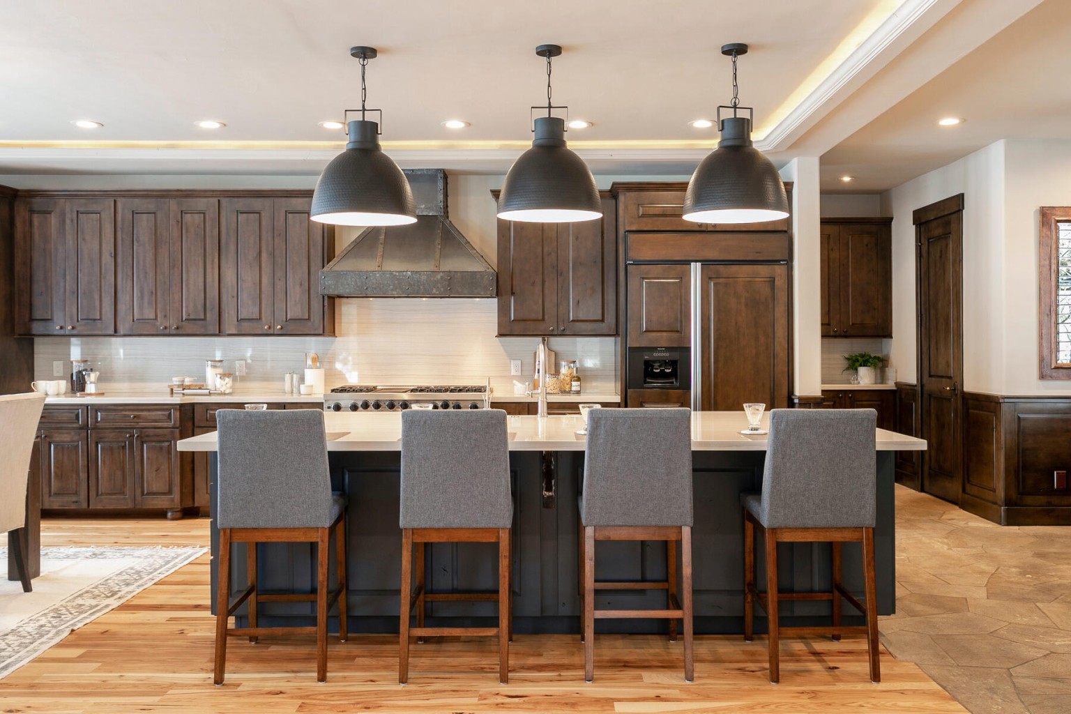 Jamison & Nicole Blair Present A Classic Pond Front Home In Truckee ...