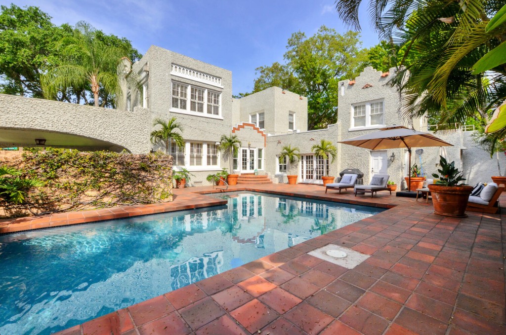 Jaime Brown Presents A Luxurious Mediterranean Estate In Tampa - Haute ...