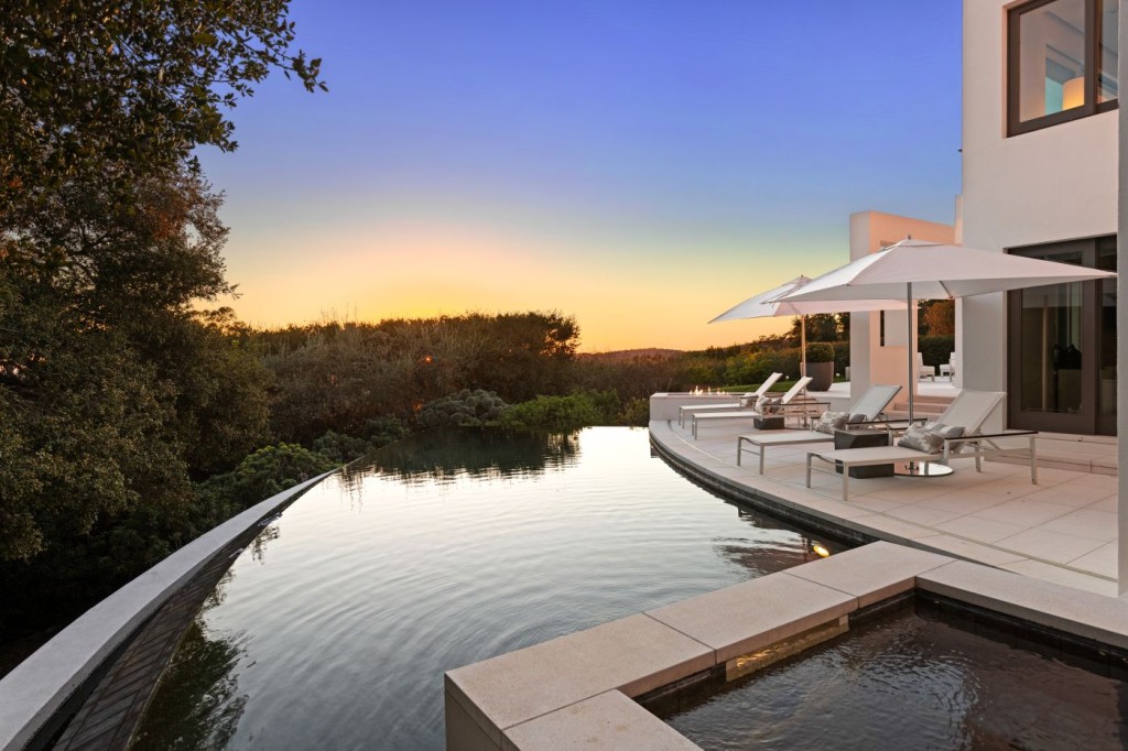Sold! Marsha Kotlyar Estate Group Presents A Modern Ocean View ...