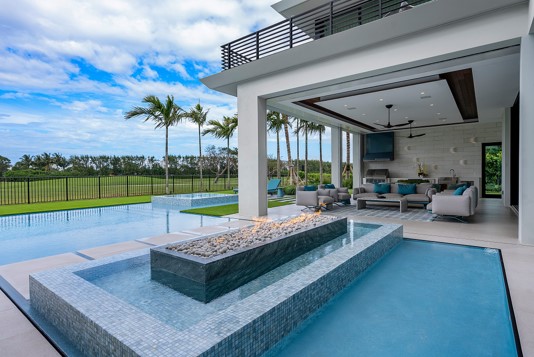 Nature Meets Luxury: Redefining Outdoor Living in 2025 Nature Meets ...